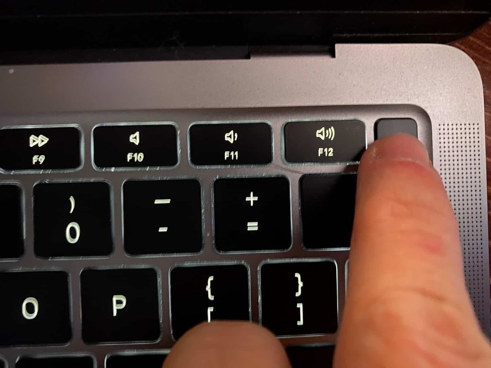 How to Boot MacBook Pro from USB: Step By Step Guide 2023 How to Boot MacBook Pro from USB: Step By Step Guide 2023