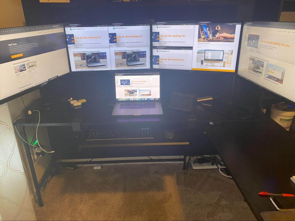 How to Connect an External Monitor to Macbook Pro [3 Steps]